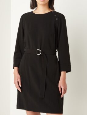 Begrafenis? Tips voor gepaste uitvaart kleding | Dresscode.nl